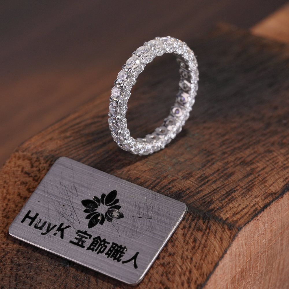 huyk.asia – HUYK JEWELRY© 職人によるハンドメイドジュエリー